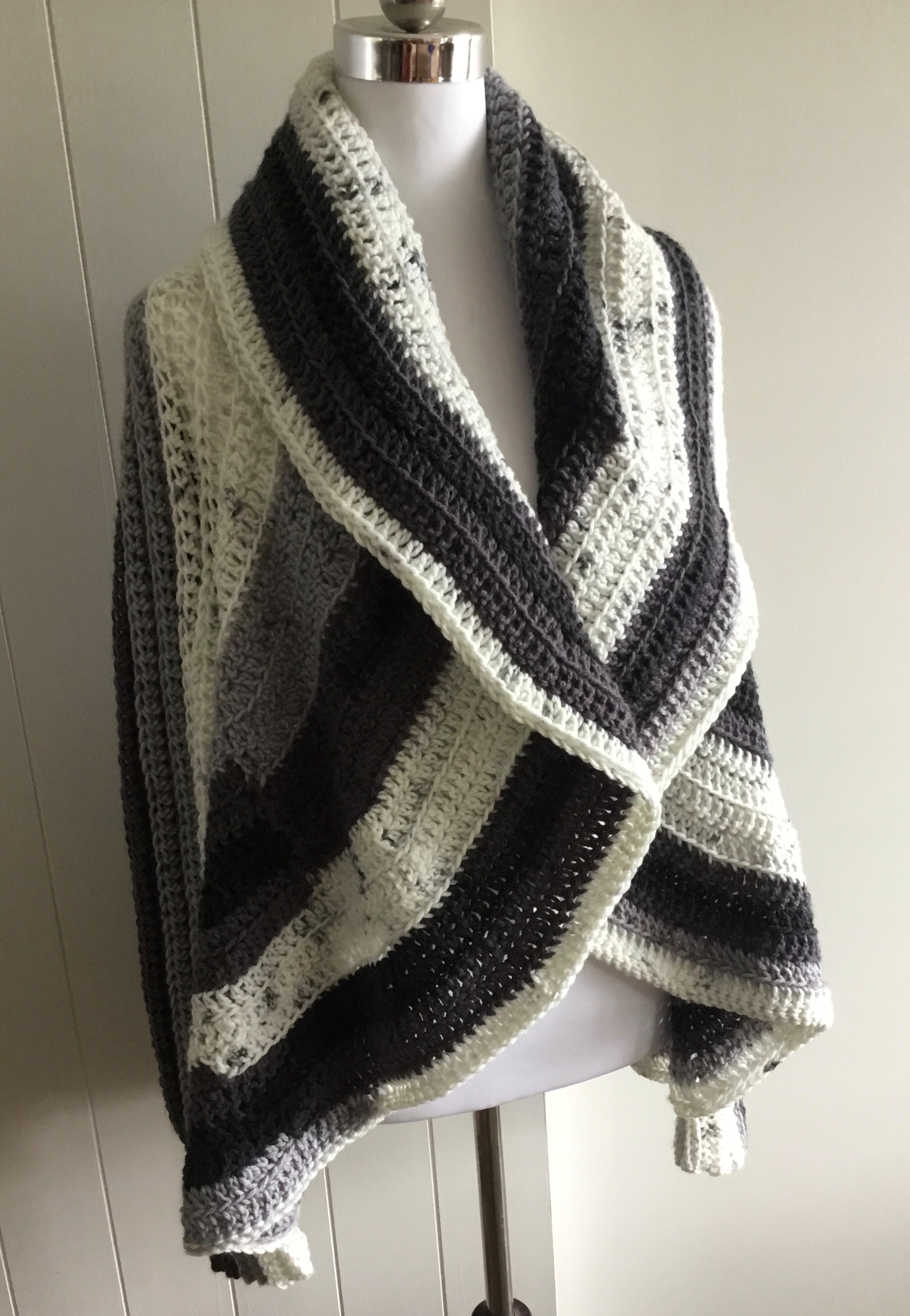 Snuggly Swirl Jacket Adult – Jenny King Designs